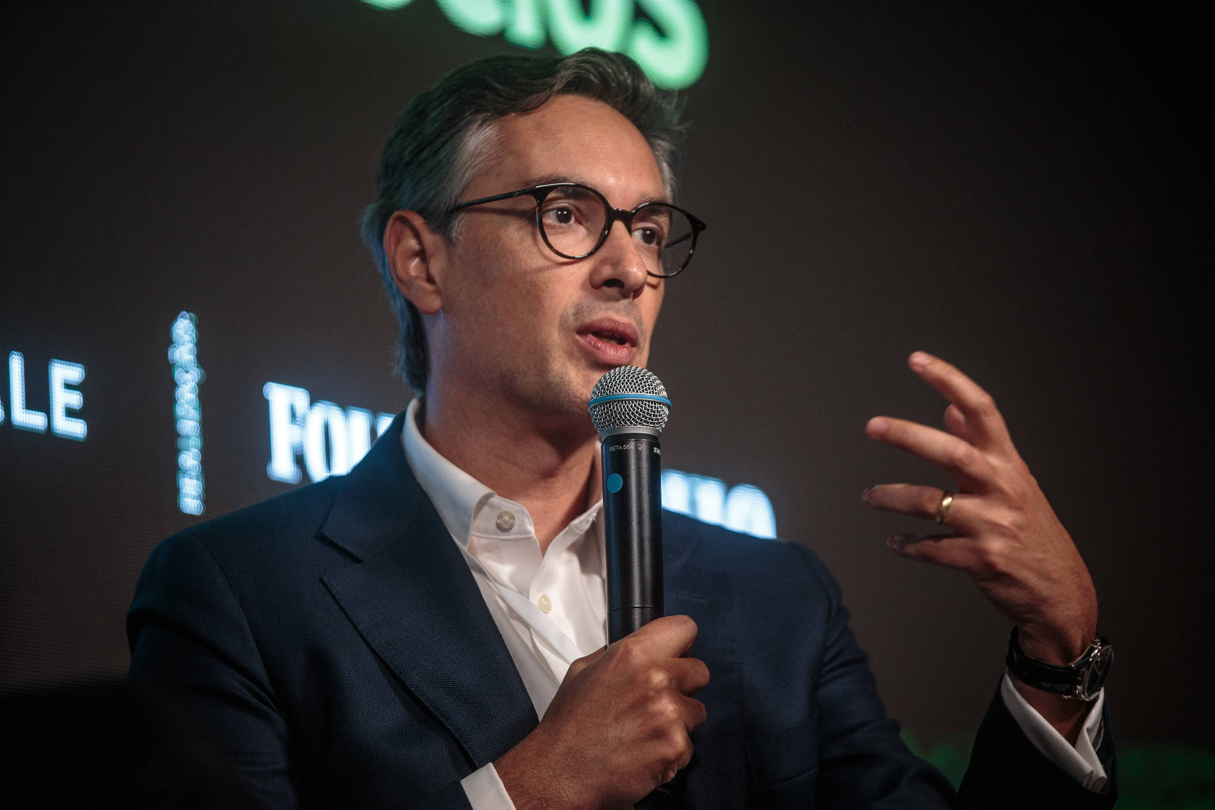 Novo CEO da Vale quer tornar mineradora brasileira a maior do mundo ...